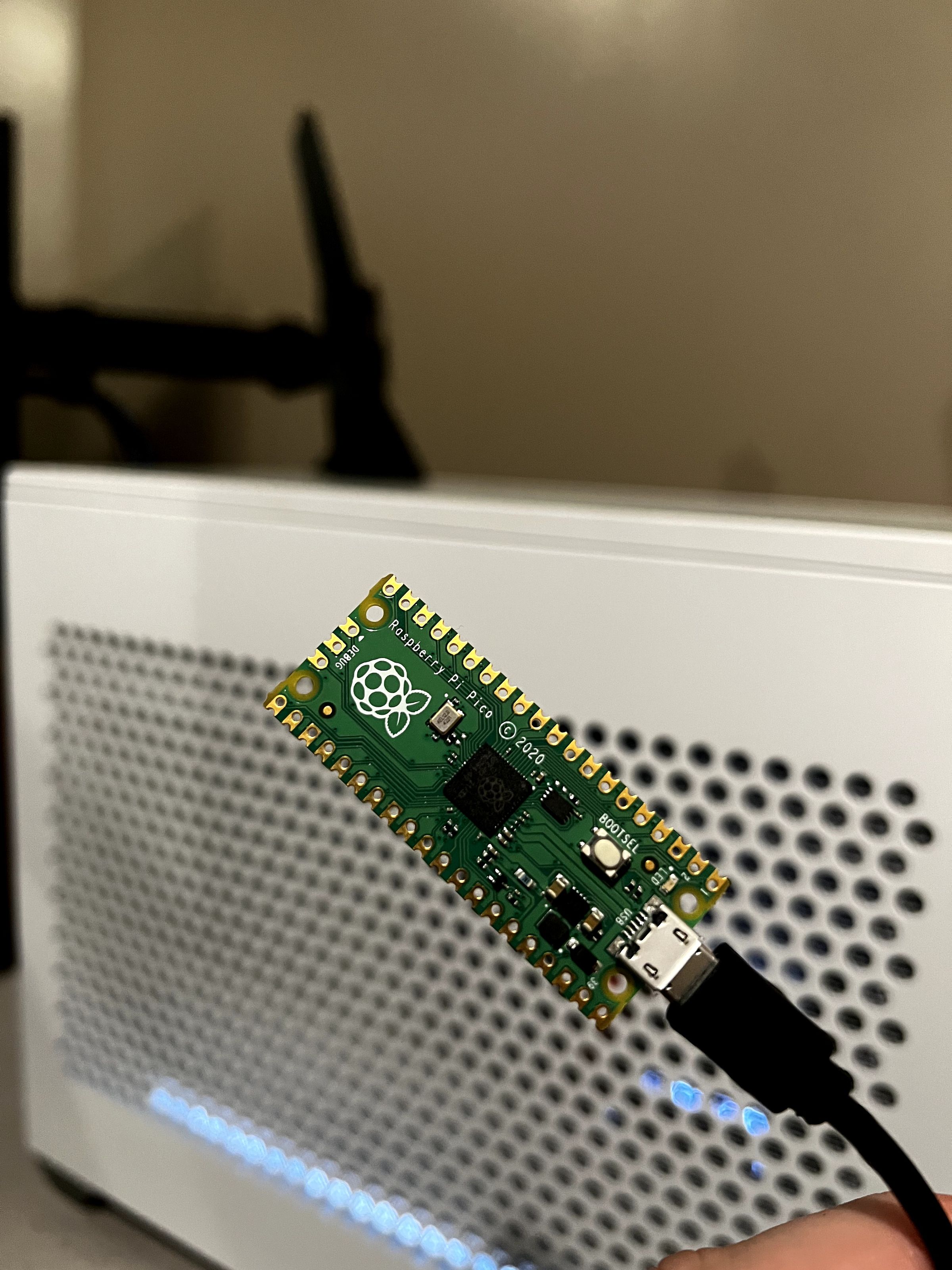 How I converted my G29 into a rudder using the Pi Pico